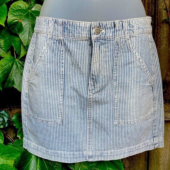 Madewell | Skirts | Madewell Mini Railroad Conductor Denim Skirt Blue ...